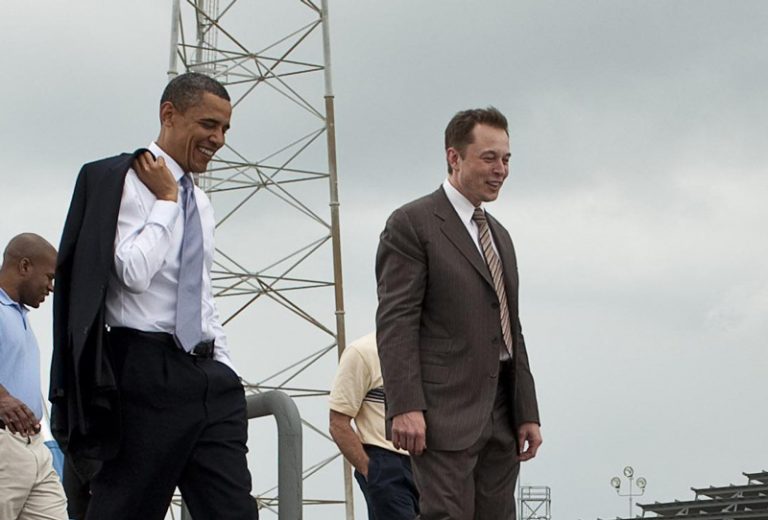 President-Barack-Obama-tours-the-commercial-rocket-processing-facility ...